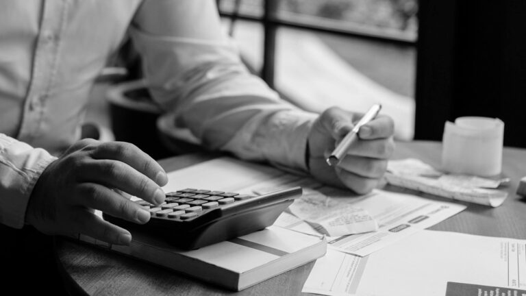 Automated Vs Manual Invoice Processing Key Differences Explained
